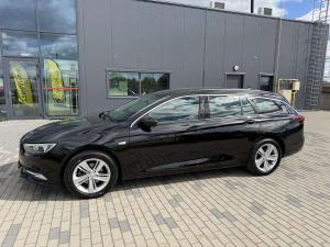 Black Opel Insignia 2018 in Siauliai, with an engine capacity of 1.60 L and mileage of 132 thousand km for 7980 €, photo 7 on AUTOMOTO.COM.LV