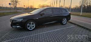 Black Opel Insignia 2019 in Liepaja, with an engine capacity of 2.00 L and mileage of 167 thousand km for 11200 €, photo 3 on AUTOMOTO.COM.LV