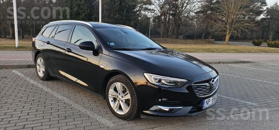 Black Opel Insignia 2019 in Liepaja, with an engine capacity of 2.00 L and mileage of 167 thousand km for 11200 €, photo 5 on AUTOMOTO.COM.LV
