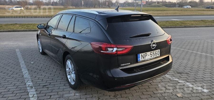Black Opel Insignia 2019 in Liepaja, with an engine capacity of 2.00 L and mileage of 167 thousand km for 11200 €, photo 8 on AUTOMOTO.COM.LV