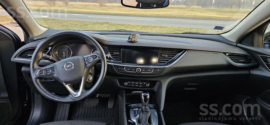 Black Opel Insignia 2019 in Liepaja, with an engine capacity of 2.00 L and mileage of 167 thousand km for 11200 €, photo 12 on AUTOMOTO.COM.LV