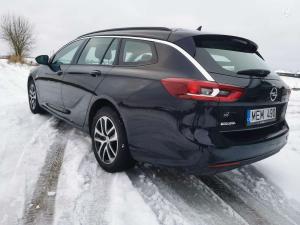 Black Opel Insignia 2019 in Vilnius, with an engine capacity of 1.60 L and mileage of 260 thousand km for 7350 €, photo 5 on AUTOMOTO.COM.LV