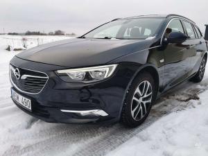 Black Opel Insignia 2019 in Vilnius, with an engine capacity of 1.60 L and mileage of 260 thousand km for 7350 €, photo 2 on AUTOMOTO.COM.LV