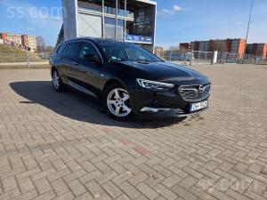 Black Opel Insignia 2019 in Valmiera, with an engine capacity of 2.00 L and mileage of 186 thousand km for 12300 €, photo  on AUTOMOTO.COM.LV
