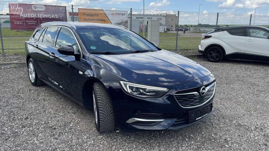 Black Opel Insignia 2019 in Marijampole, with an engine capacity of 2.00 L and mileage of 170 thousand km for 12750 €, photo 4 on AUTOMOTO.COM.LV