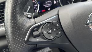 Black Opel Insignia 2019 in Marijampole, with an engine capacity of 2.00 L and mileage of 170 thousand km for 12750 €, photo 12 on AUTOMOTO.COM.LV