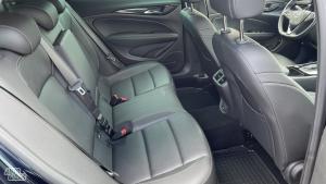 Black Opel Insignia 2019 in Marijampole, with an engine capacity of 2.00 L and mileage of 170 thousand km for 12750 €, photo 27 on AUTOMOTO.COM.LV