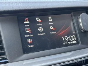 Black Opel Insignia 2019 in Riga, with an engine capacity of 2.00 L and mileage of 228 thousand km for 8500 €, photo 20 on AUTOMOTO.COM.LV
