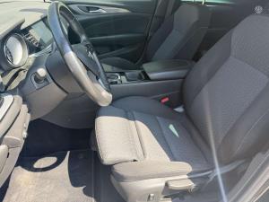 Black Opel Insignia 2019 in Vilnius, with an engine capacity of 1.60 L and mileage of 160 thousand km for 8700 €, photo 11 on AUTOMOTO.COM.LV