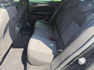 Black Opel Insignia 2019 in Vilnius, with an engine capacity of 1.60 L and mileage of 160 thousand km for 8700 €, photo 19 on AUTOMOTO.COM.LV