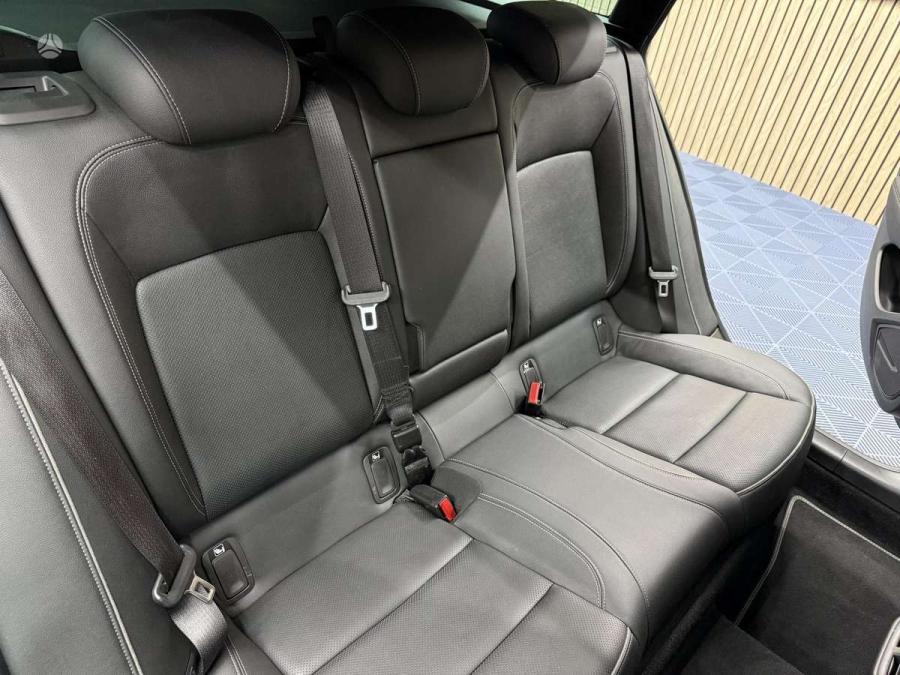 Melns Opel Insignia 2019 Marijampole, ar dzinēja tilpumu 1.96 L un nobraukumu 271 tūkst. km par 11700 €, foto 18 vietnē AUTOMOTO.COM.LV