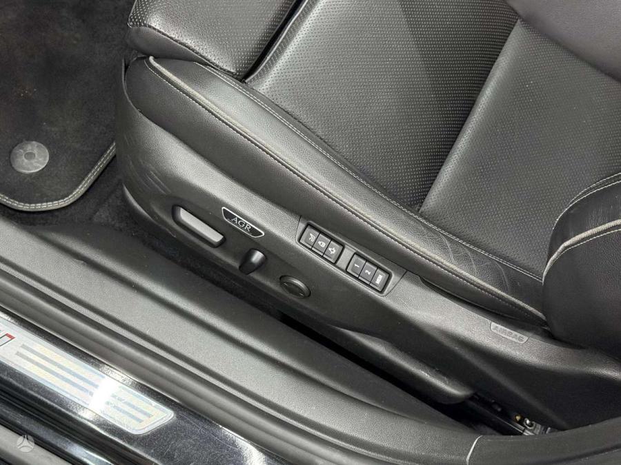 Melns Opel Insignia 2019 Marijampole, ar dzinēja tilpumu 1.96 L un nobraukumu 271 tūkst. km par 11700 €, foto 22 vietnē AUTOMOTO.COM.LV