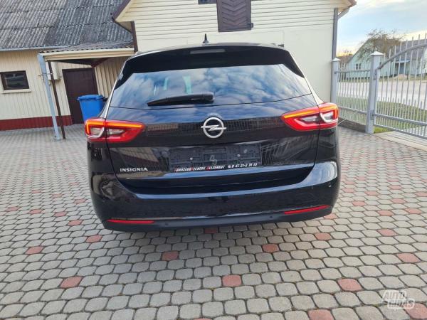 Black Opel Insignia 2020 in Marijampole, with an engine capacity of 2.00 L and mileage of 199 thousand km for 10900 €, photo 6 on AUTOMOTO.COM.LV