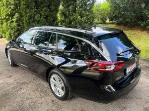 Black Opel Insignia 2020 in Alytus, with an engine capacity of 1.60 L and mileage of 177 thousand km for 8950 €, photo 6 on AUTOMOTO.COM.LV