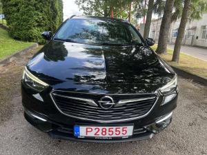 Black Opel Insignia 2020 in Alytus, with an engine capacity of 1.60 L and mileage of 177 thousand km for 8950 €, photo 11 on AUTOMOTO.COM.LV