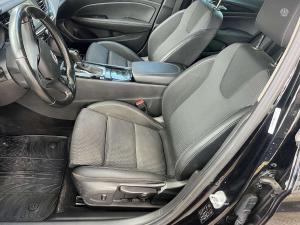 Black Opel Insignia 2020 in Alytus, with an engine capacity of 1.60 L and mileage of 177 thousand km for 8950 €, photo 16 on AUTOMOTO.COM.LV