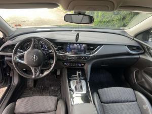 Black Opel Insignia 2020 in Alytus, with an engine capacity of 1.60 L and mileage of 177 thousand km for 8950 €, photo 18 on AUTOMOTO.COM.LV