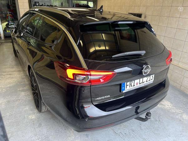 Black Opel Insignia 2020 in Marijampole, with an engine capacity of 1.96 L and mileage of 73 thousand km for 13200 €, photo 6 on AUTOMOTO.COM.LV