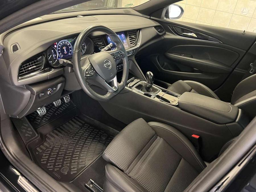 Melns Opel Insignia 2020 Marijampole, ar dzinēja tilpumu 1.96 L un nobraukumu 73 tūkst. km par 13200 €, foto 12 vietnē AUTOMOTO.COM.LV