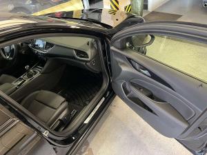 Melns Opel Insignia 2020 Marijampole, ar dzinēja tilpumu 1.96 L un nobraukumu 73 tūkst. km par 13200 €, foto 14 vietnē AUTOMOTO.COM.LV