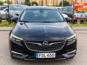 Black Opel Insignia 2020 in Kaunas, with an engine capacity of 1.60 L and mileage of 248 thousand km for 10899 €, photo 3 on AUTOMOTO.COM.LV
