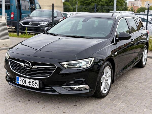 Black Opel Insignia 2020 in Kaunas, with an engine capacity of 1.60 L and mileage of 248 thousand km for 10899 €, photo 4 on AUTOMOTO.COM.LV