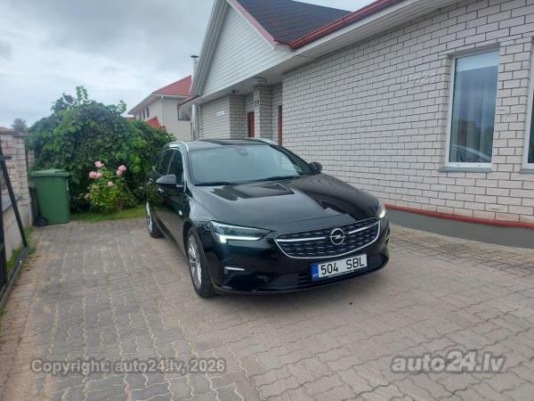 Black Opel Insignia 2021 in Tartu, with an engine capacity of 2.00 L and mileage of 142 thousand km for 15000 €, photo 2 on AUTOMOTO.COM.LV
