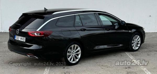 Black Opel Insignia 2021 in Tallinn, with an engine capacity of 2.00 L and mileage of 173 thousand km for 13999 €, photo 4 on AUTOMOTO.COM.LV