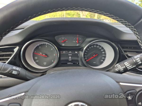 Melns Opel Insignia 2021 Tallina, ar dzinēja tilpumu 1.60 L un nobraukumu 122 tūkst. km par 14000 €, foto 6 vietnē AUTOMOTO.COM.LV
