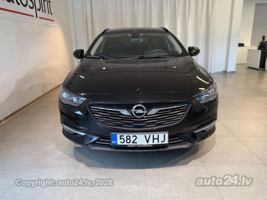 Black Opel Insignia 2021 in Tallinn, with an engine capacity of 1.60 L and mileage of 123 thousand km for 14500 €, photo 3 on AUTOMOTO.COM.LV