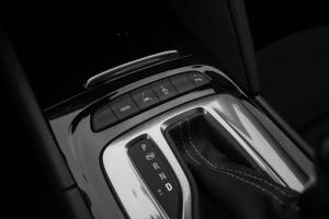 Melns Opel Insignia 2021 Jelgava, ar dzinēja tilpumu 2.00 L un nobraukumu 145 tūkst. km par 17750 €, foto 15 vietnē AUTOMOTO.COM.LV