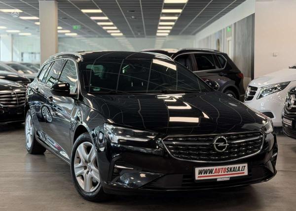 Black Opel Insignia 2021 in Klaipeda, with an engine capacity of 1.96 L and mileage of 214 thousand km for 12650 €, photo 6 on AUTOMOTO.COM.LV
