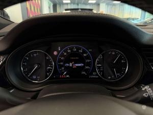 Black Opel Insignia 2021 in Klaipeda, with an engine capacity of 1.96 L and mileage of 214 thousand km for 12650 €, photo 16 on AUTOMOTO.COM.LV