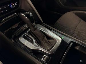 Black Opel Insignia 2021 in Klaipeda, with an engine capacity of 1.96 L and mileage of 214 thousand km for 12650 €, photo 22 on AUTOMOTO.COM.LV