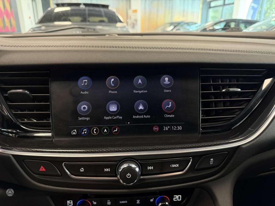Black Opel Insignia 2021 in Klaipeda, with an engine capacity of 1.96 L and mileage of 214 thousand km for 12650 €, photo 23 on AUTOMOTO.COM.LV