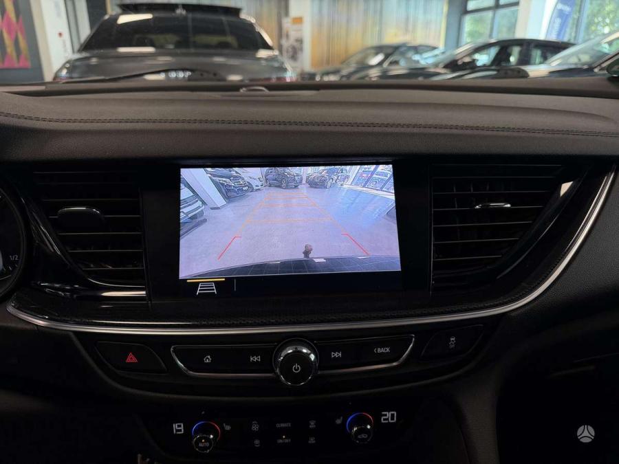 Black Opel Insignia 2021 in Klaipeda, with an engine capacity of 1.96 L and mileage of 214 thousand km for 12650 €, photo 25 on AUTOMOTO.COM.LV