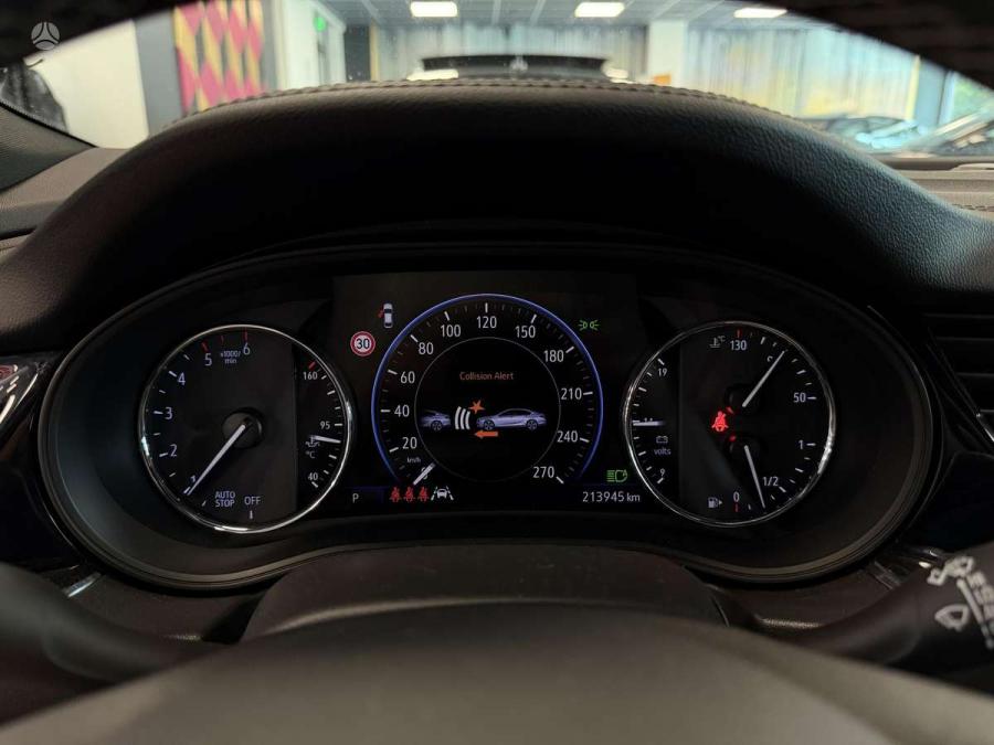Black Opel Insignia 2021 in Klaipeda, with an engine capacity of 1.96 L and mileage of 214 thousand km for 12650 €, photo 27 on AUTOMOTO.COM.LV