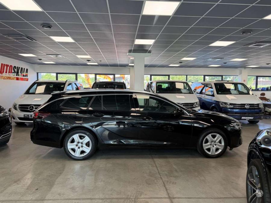 Black Opel Insignia 2021 in Klaipeda, with an engine capacity of 1.96 L and mileage of 214 thousand km for 12650 €, photo 29 on AUTOMOTO.COM.LV