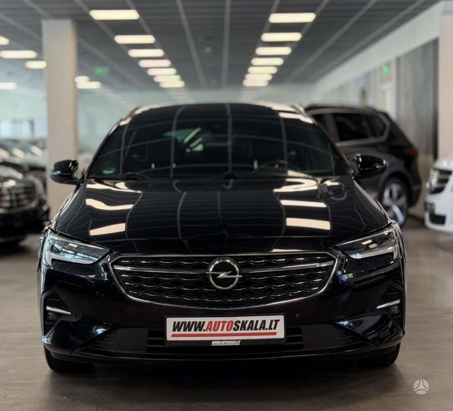 Black Opel Insignia 2021 in Klaipeda, with an engine capacity of 1.96 L and mileage of 214 thousand km for 12650 €, photo 30 on AUTOMOTO.COM.LV