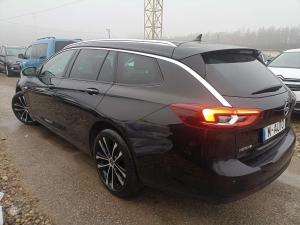 Black Opel Insignia 2022 in Vilnius, with an engine capacity of 1.50 L and mileage of 160 thousand km for 13250 €, photo 6 on AUTOMOTO.COM.LV