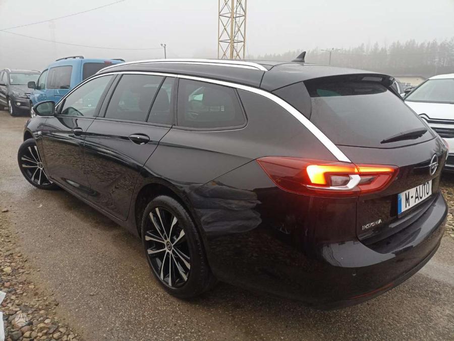 Black Opel Insignia 2022 in Vilnius, with an engine capacity of 1.50 L and mileage of 160 thousand km for 13250 €, photo 6 on AUTOMOTO.COM.LV
