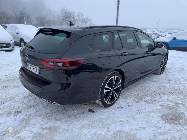 Black Opel Insignia 2022 in Taurage, with an engine capacity of 1.96 L and mileage of 178 thousand km for 14800 €, photo 4 on AUTOMOTO.COM.LV