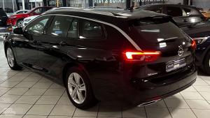 Black Opel Insignia 2022 in Kaunas, with an engine capacity of 2.00 L and mileage of 64 thousand km for 24450 €, photo 5 on AUTOMOTO.COM.LV