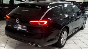 Black Opel Insignia 2022 in Kaunas, with an engine capacity of 2.00 L and mileage of 64 thousand km for 24450 €, photo 9 on AUTOMOTO.COM.LV