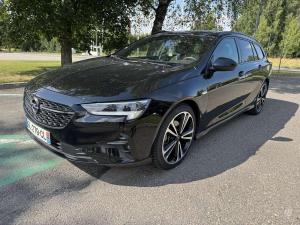 Black Opel Insignia 2022 in Taurage, with an engine capacity of 1.96 L and mileage of 185 thousand km for 12700 €, photo  on AUTOMOTO.COM.LV