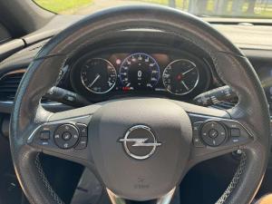 Black Opel Insignia 2022 in Taurage, with an engine capacity of 1.96 L and mileage of 185 thousand km for 12700 €, photo 20 on AUTOMOTO.COM.LV