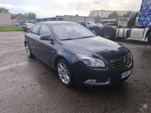 Blue Opel Insignia 2009 in Kaunas, with an engine capacity of 1.96 L and mileage of 285 thousand km for 1750 €, photo  on AUTOMOTO.COM.LV