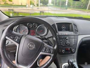 Blue Opel Insignia 2009 in Kaunas, with an engine capacity of 1.96 L and mileage of 285 thousand km for 1750 €, photo 6 on AUTOMOTO.COM.LV