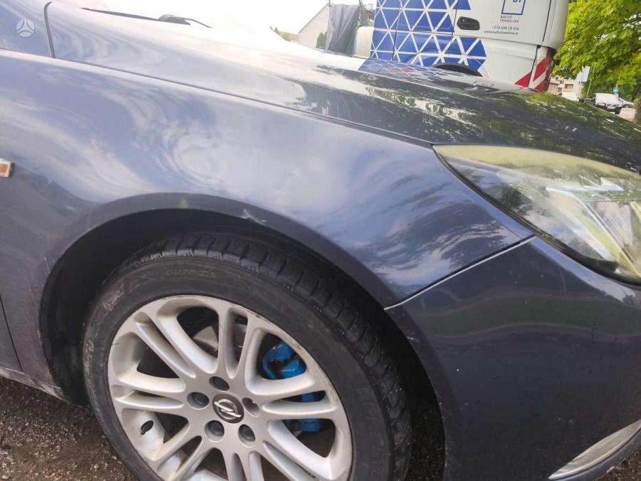 Blue Opel Insignia 2009 in Kaunas, with an engine capacity of 1.96 L and mileage of 285 thousand km for 1750 €, photo 12 on AUTOMOTO.COM.LV