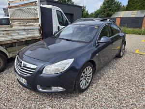 Blue Opel Insignia 2009 in Taurage, with an engine capacity of 1.96 L and mileage of 285 thousand km for 1000 €, photo  on AUTOMOTO.COM.LV